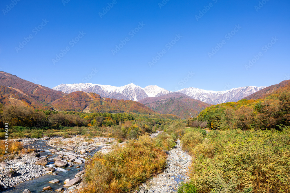 長野県秋の白馬大橋から北アルプスを望む Stock 写真 Adobe Stock
