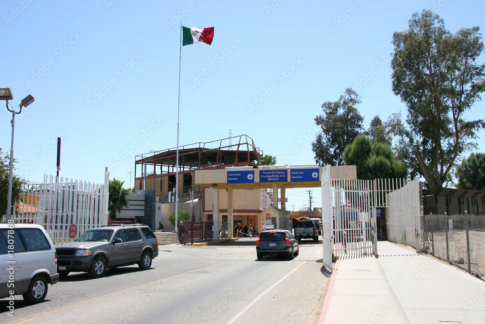 usa mexican border Stock Photo | Adobe Stock