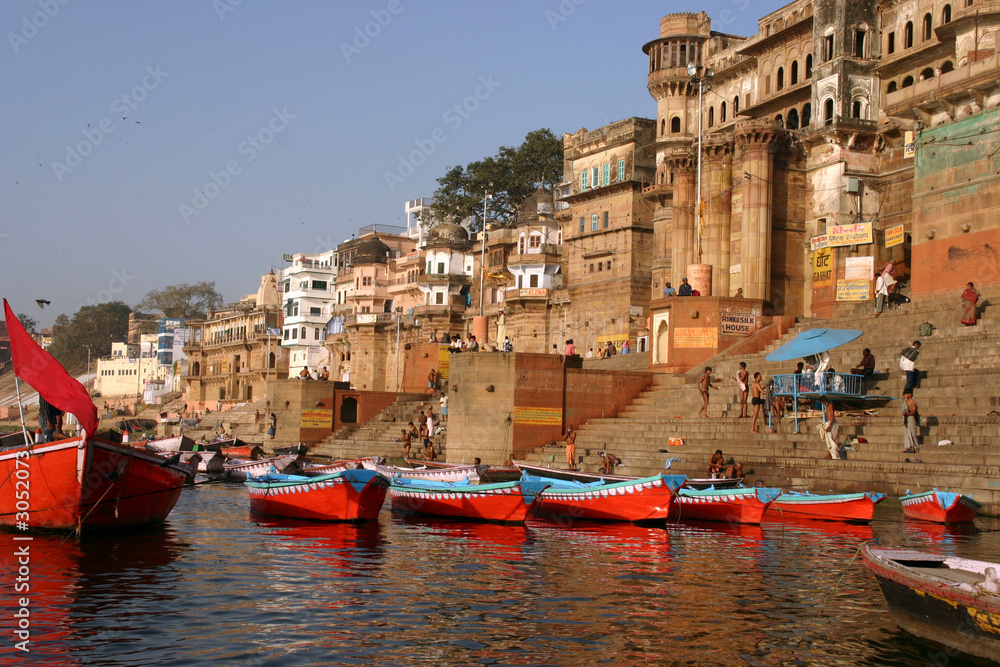 varanasi temple Stock Photo | Adobe Stock