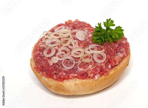 Gehacktes Brötchen – Stock-Foto | Adobe Stock