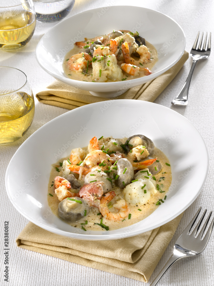 ragoût de poissons- stufato di pesce - fish stew Stock Photo | Adobe Stock