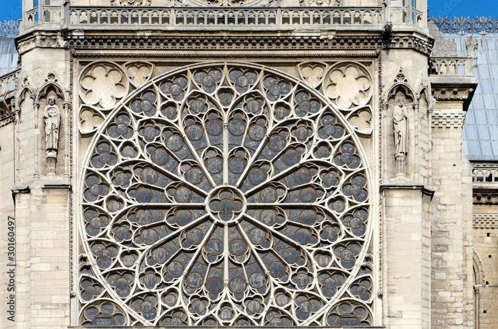 Paris, rosace de la cathédrale Notre-Dame Stock Photo | Adobe Stock