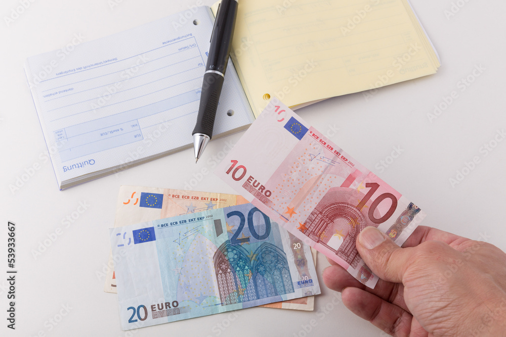 Quittung ausstellen Stock Photo | Adobe Stock