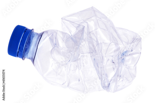 Bouteille plastique écrasée Photo Stock | Adobe Stock Bouteille plastique écrasée Photo Stock | Adobe Stock