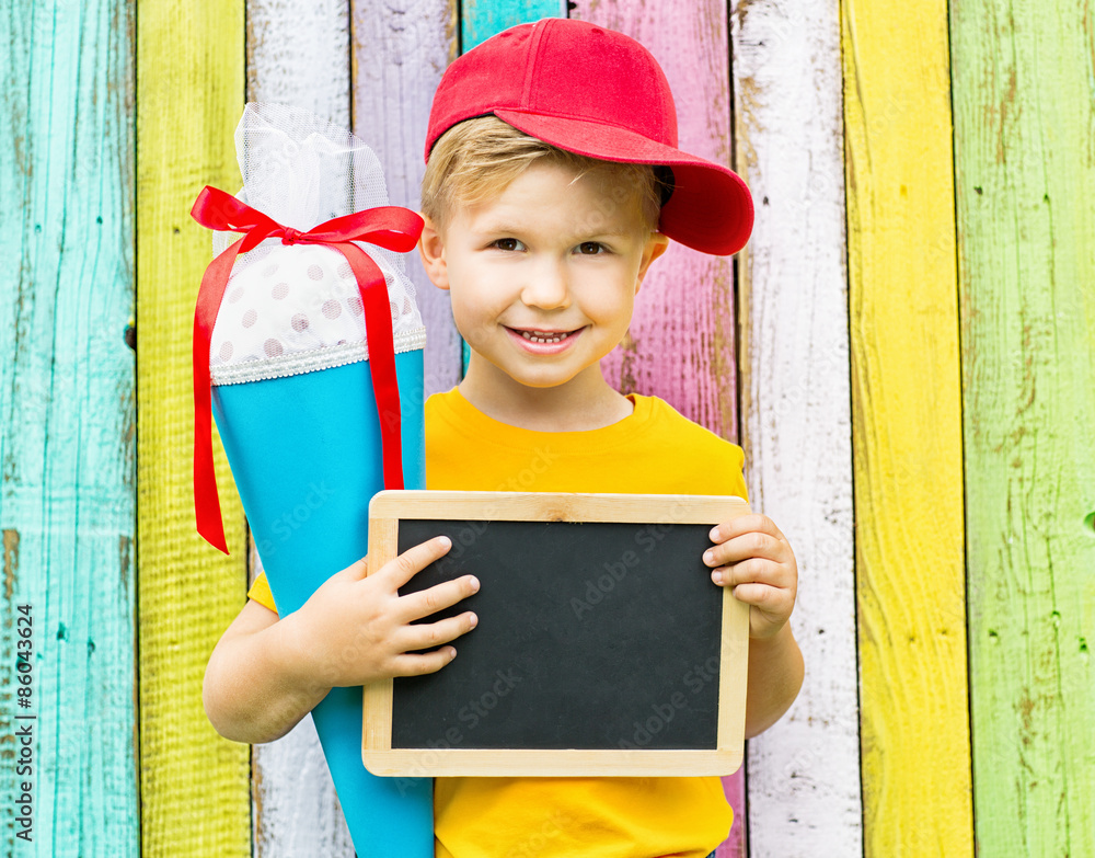Stock-Foto „Erste Klasse Schüler Junge “ | Adobe Stock