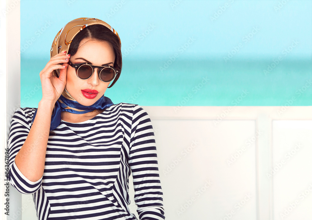 Beauty Portrait Of Sexy Smiling Brunette Woman With Red Plump Lips And Trendy Sun Glasses With
