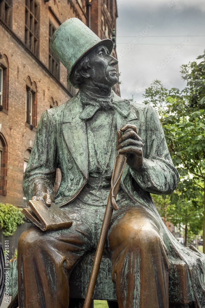 Hans Christian Andersen Statue, Radhuspladsen (City Hall Square ...