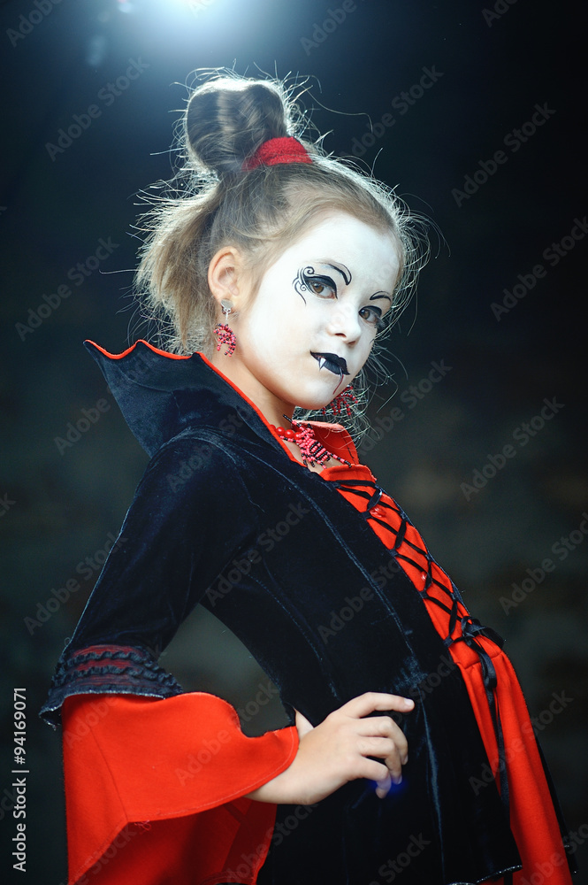Photo Stock a little girl dressed as a vampire Gothic Halloween/ little ...