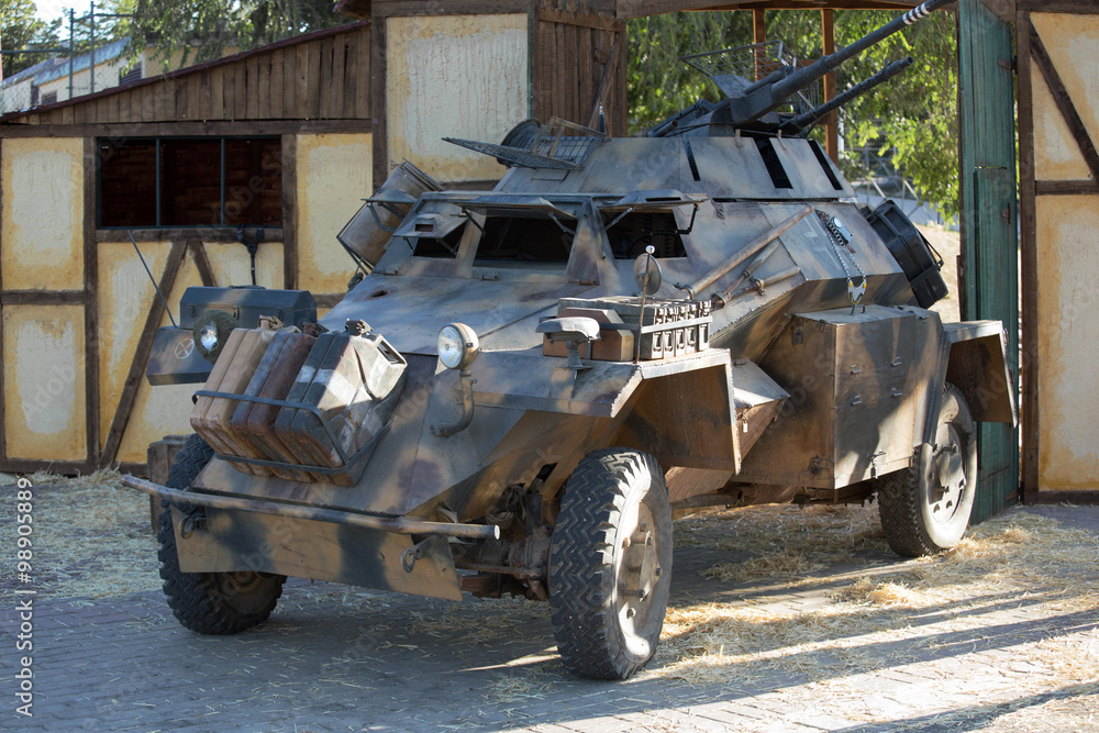 SDKFZ 222, military vehicle of the Second World War / Armored ...