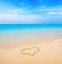 Washed Out Heart On Beach Free Stock Photo - Public Domain Pictures