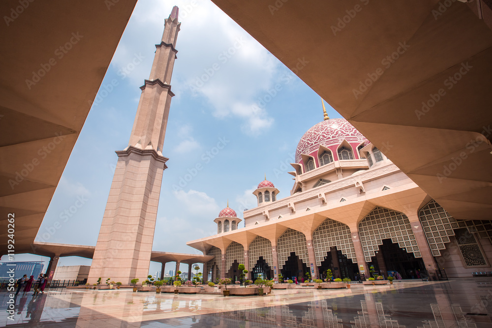 Putra Mosque (Masjid Putra) is the principal mosque of Putrajaya ...