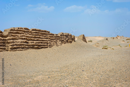 Chinese great wall in Gobi desert, Dunhuang, China - Buy this stock ...