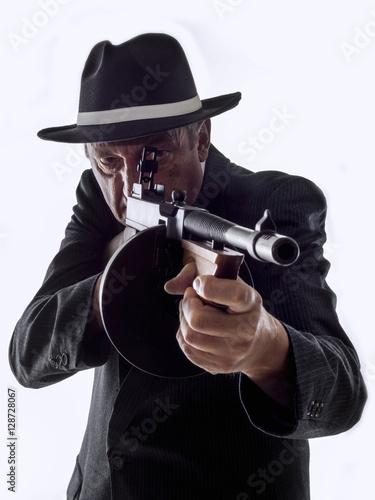 Old Style Gangster With Tommy Gun On White Background Acheter Cette Photo Libre De Droit Et