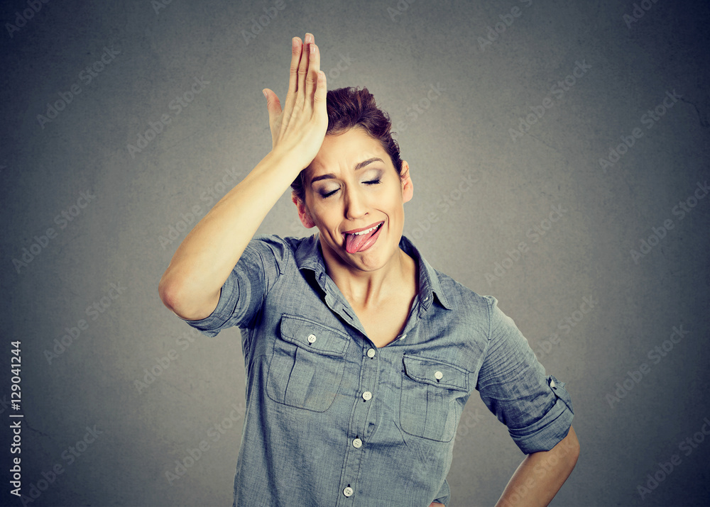 Foto de Stock Funny silly woman slapping hand on head having duh moment ...