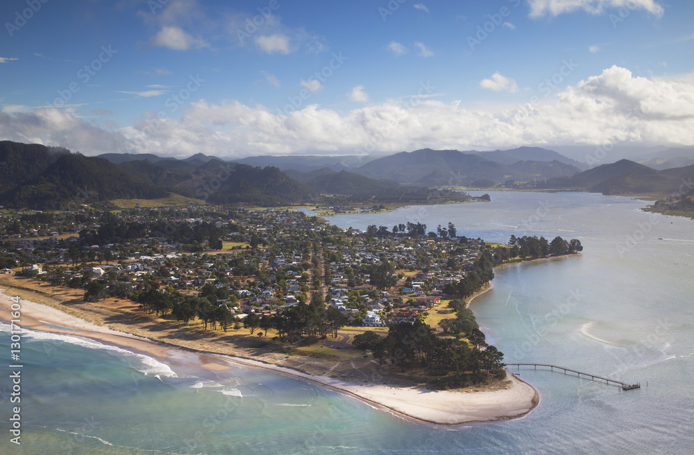 Foto de Stock View of Pauanui, Tairua, Coromandel Peninsula, Waikato ...