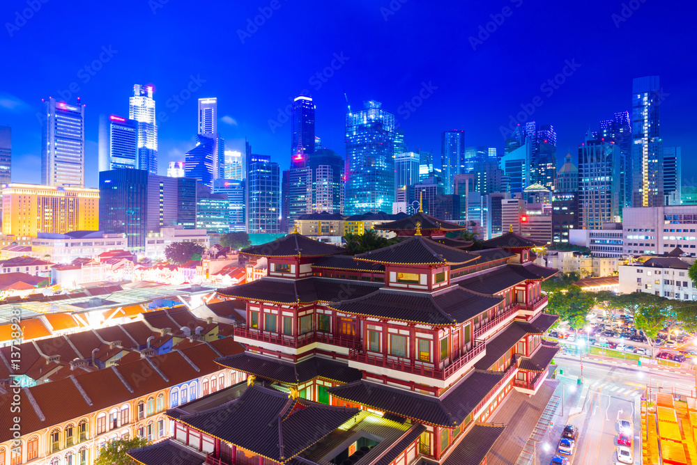 Singapore landmark Buddha tooth relic temple at night. Stock Photo ...