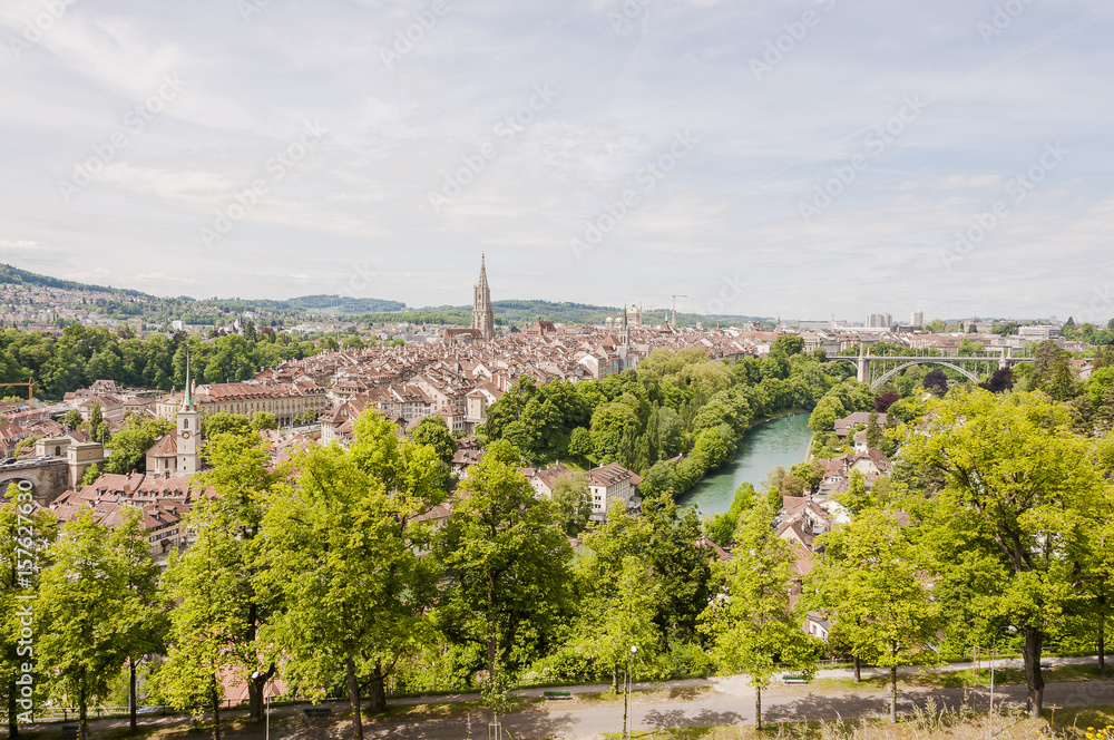 Bern, Stadt, Altstadt, Münster, Berner Münster, Aare, Aareufer, Nydegg ...