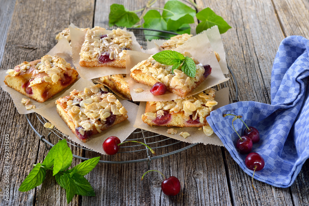 Hefekuchen Mit Kirschen Mit Frischer Hefe