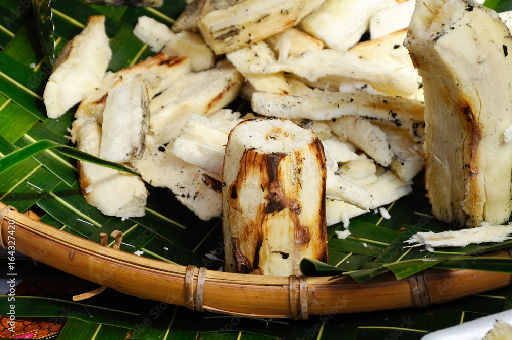 Grill Cassava is one of the old Malay, Malaysian traditional food ...