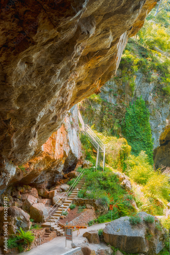 Jenolan caves entrance. Jenolan caves are very popular tourist ...
