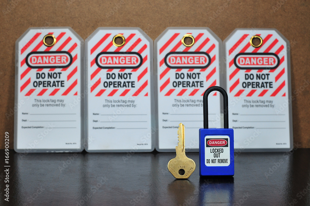 Foto de Stock Lock out & Tag out , Lockout station,machine - specific ...