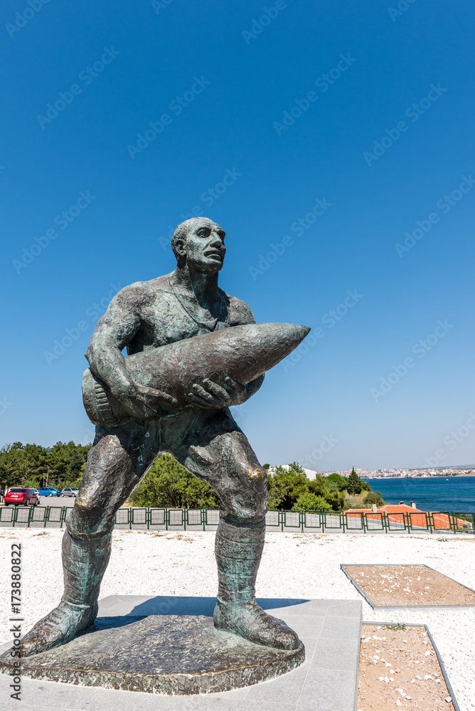 Statue of famous Turkish Corporal, Seyit Cabuk (Seyit Onbasi) carrying ...