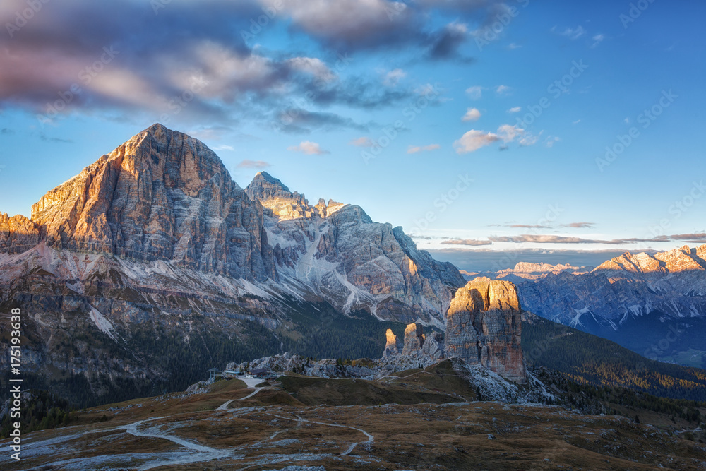 Mountain Cinque Torri (The Five Pillars) in sunset, Dolomites, Italy ...