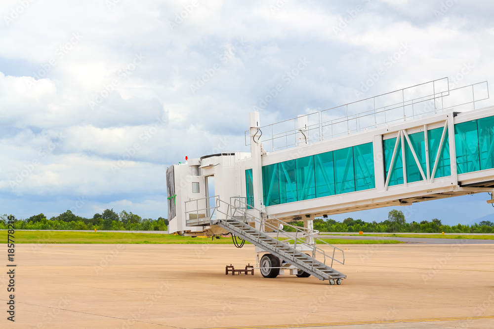 airplane Bridge,walkway in airport for passengers boarding, Jetway ...
