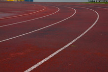 Track And Field Turn Free Stock Photo - Public Domain Pictures