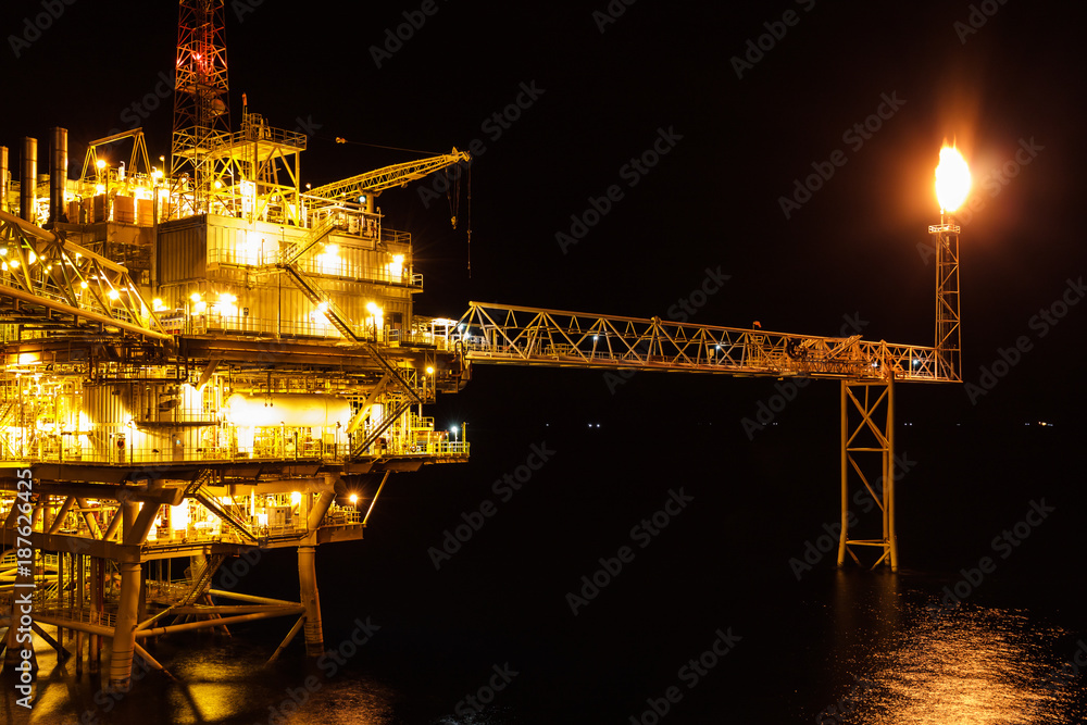 Offshore oil and Gas central processing platform and remote platform ...