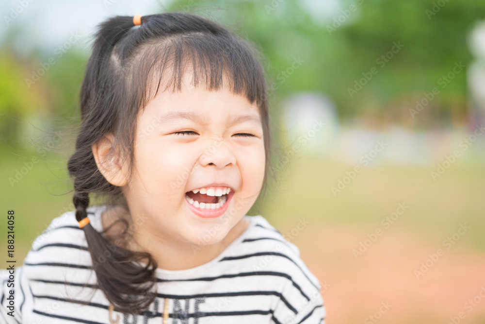 Little girl child showing front teeth with big smile: Healthy happy ...