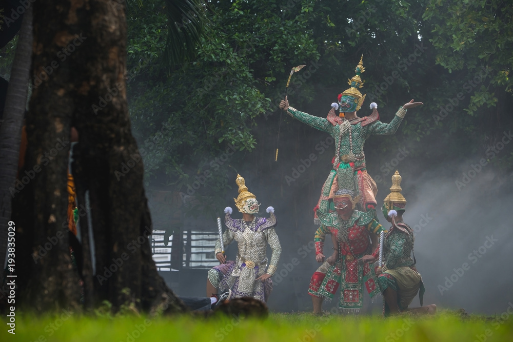 [KHON HANUMAN RAMAYANA] Hanuman is character in thaland. Art culture ...