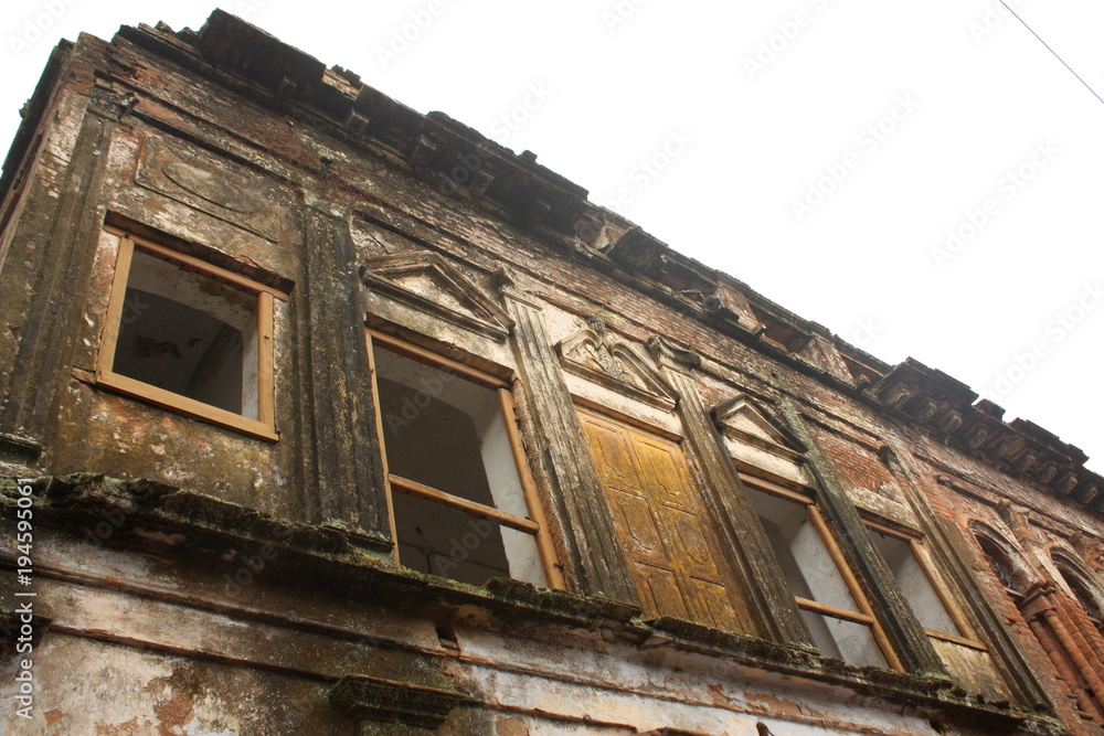 Ruined house in Panam Nagor. An ancient historical city, Sonargaon ...