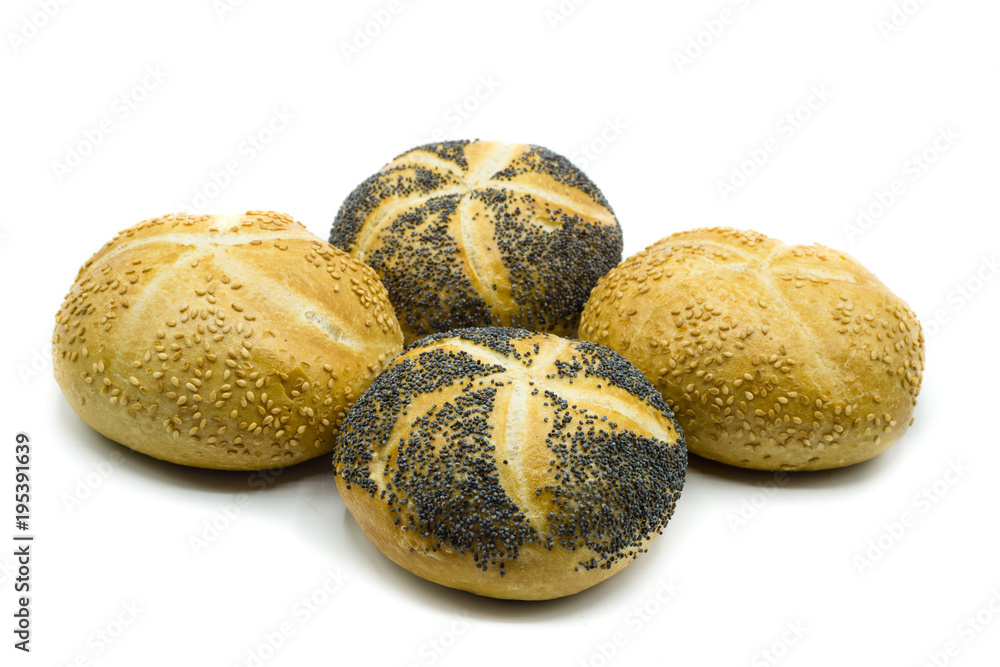 Sesambrötchen mohnbrötchen mohn brötchen isoliert freigestellt auf ...