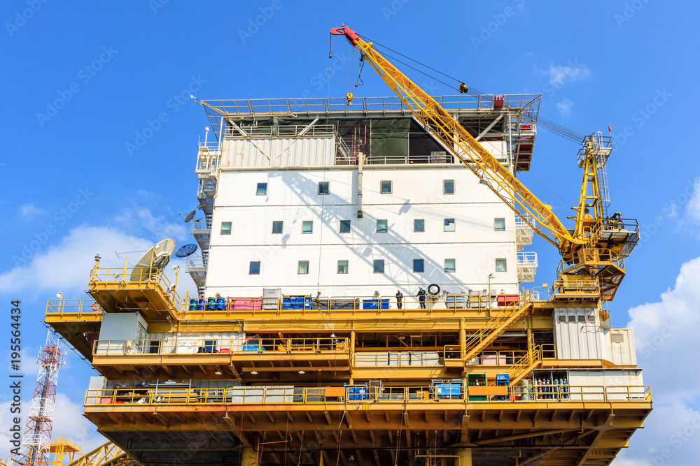 Offshore oil and Gas central processing platform and remote platform ...