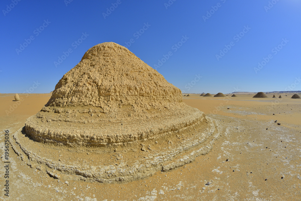 Rock Formation in White Desert, Libyan Desert, Sahara Desert, New ...
