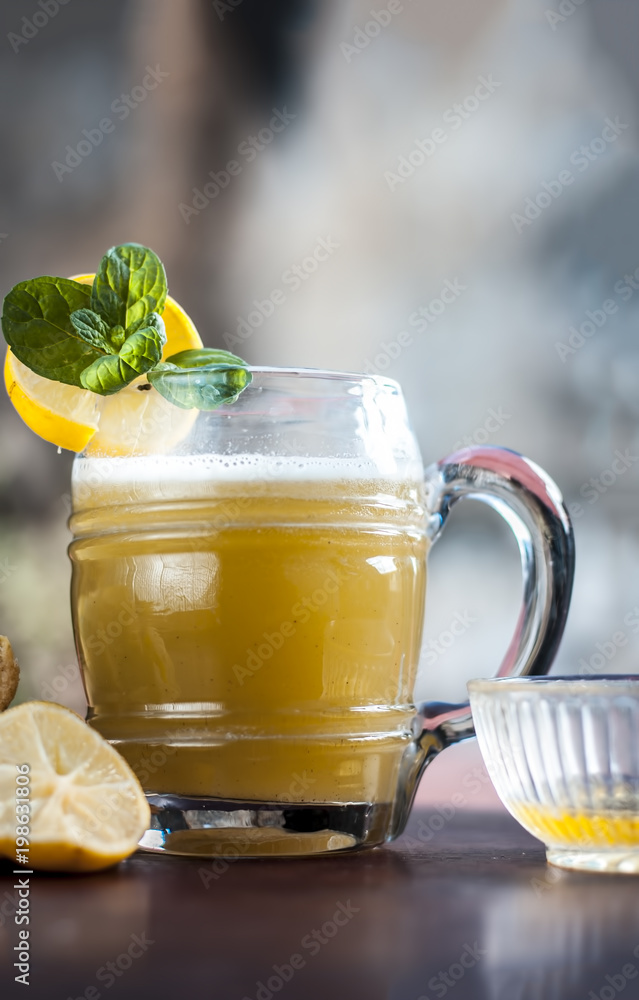 Stock-Foto „Popular Indian/Asian Ganne ka ras or Sugar cane or ...