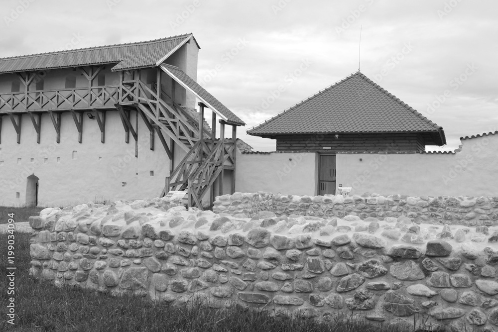 Foto Fort in the village Feldioara, built by the teutonic knights 900 ...