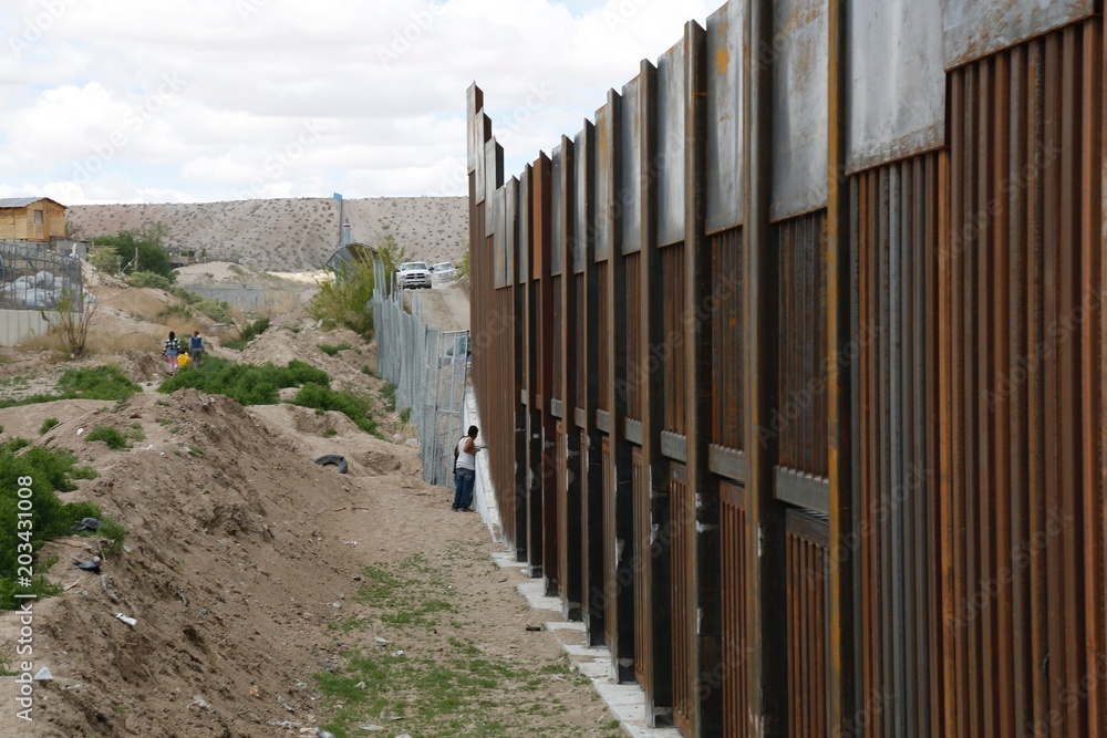 Foto de Stock Frontera Mexico, Estados Unidos muro que divide ciudad Juárez Chih, El Paso Texas ...