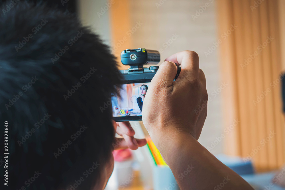 Photographers are particularly interested in photographing young models ...