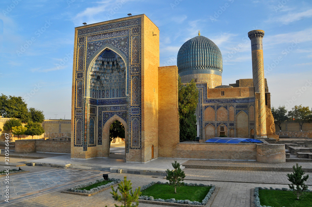 Gur-Emir mausoleum of Tamerlane (Amir Timur) and his family in ...