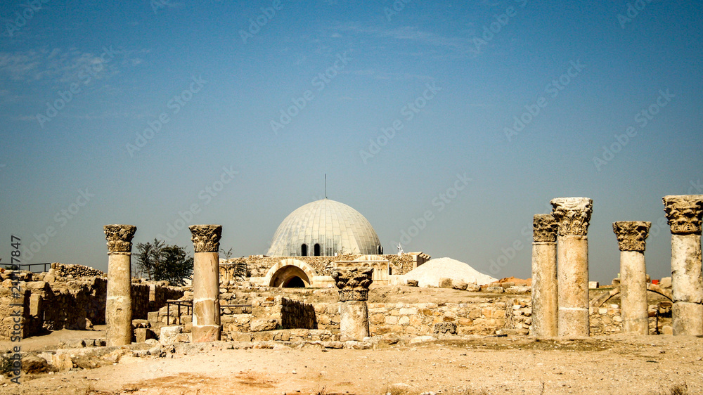 Dome and columns of the 8th century Umayyad palace at Jebel al-Qala'a ...