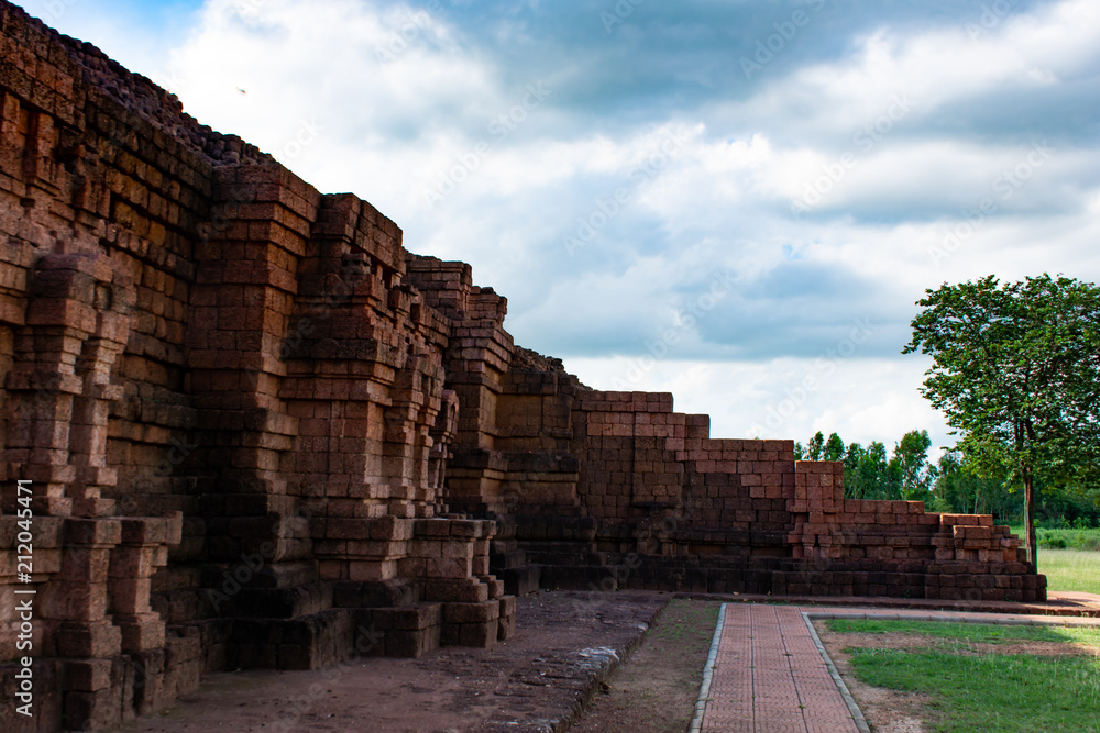 The Pyramid remains in Thailand made of laterite bricks at Kao klang ...