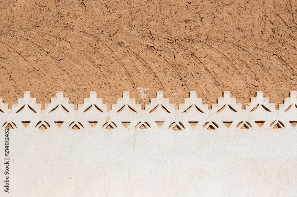 Authentic Arabian style decoration ornament pattern on a wall in Riyadh ...