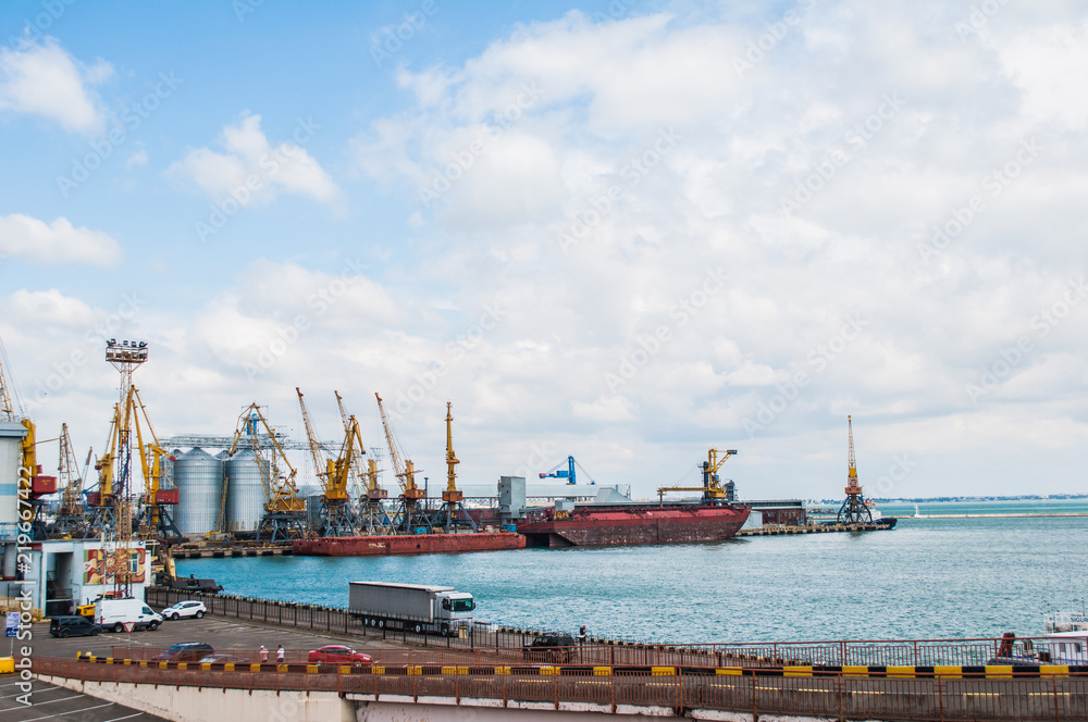ภาพถ่าย Stock Odessa, Ukraine. Black sea port with cranes and ...