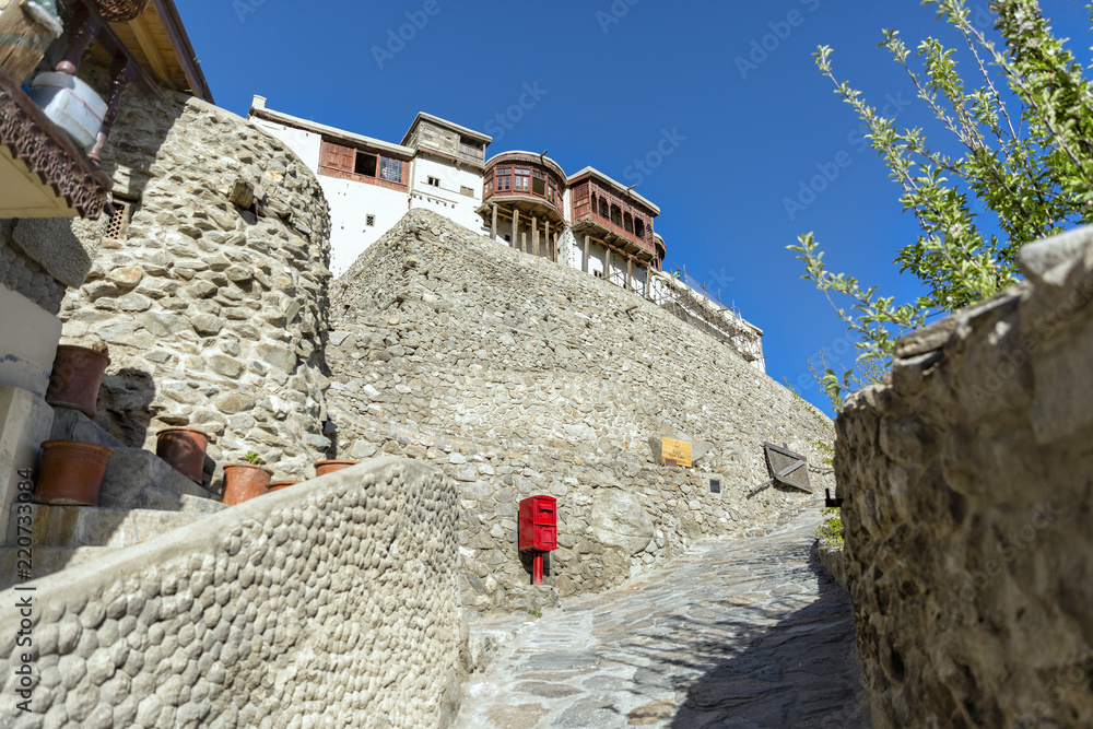 Balti ( Baltit ) Fort - an ancient fort in the Hunza valley in Gilgit ...