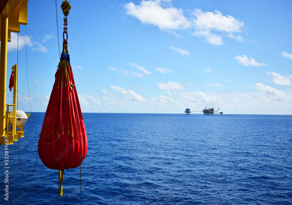 Crane, Pedestal crane winch,Pedestal crane pull load tested 100% by ...