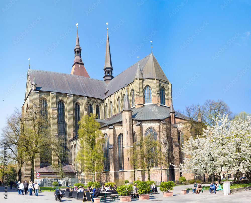 Stock-Foto „St. Marien Kirche Rostock“ | Adobe Stock