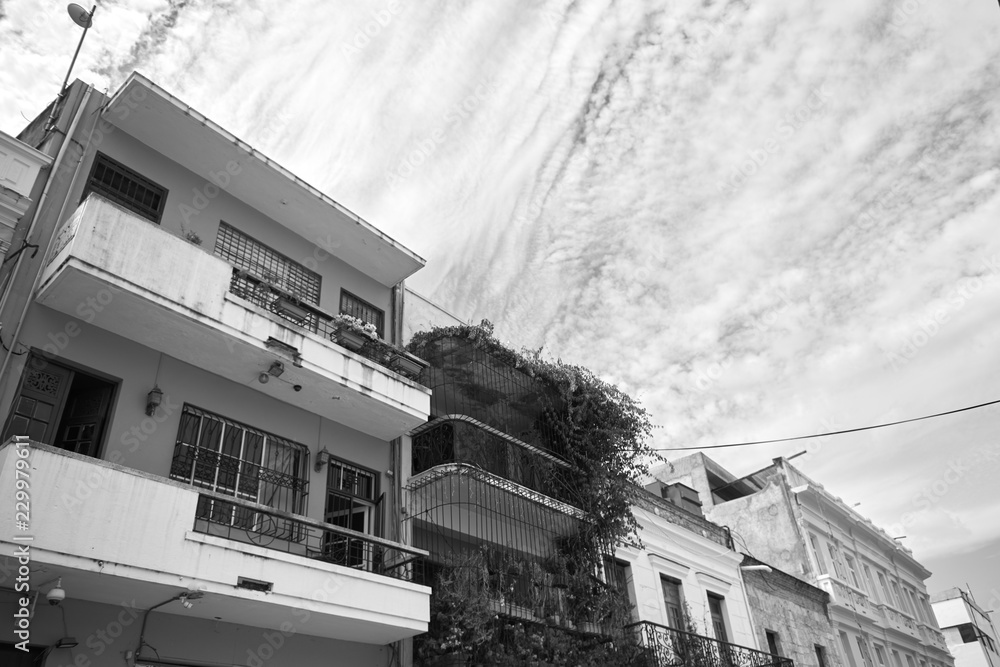 Reportage photos of building facades on the streets of Santo Domingo ...