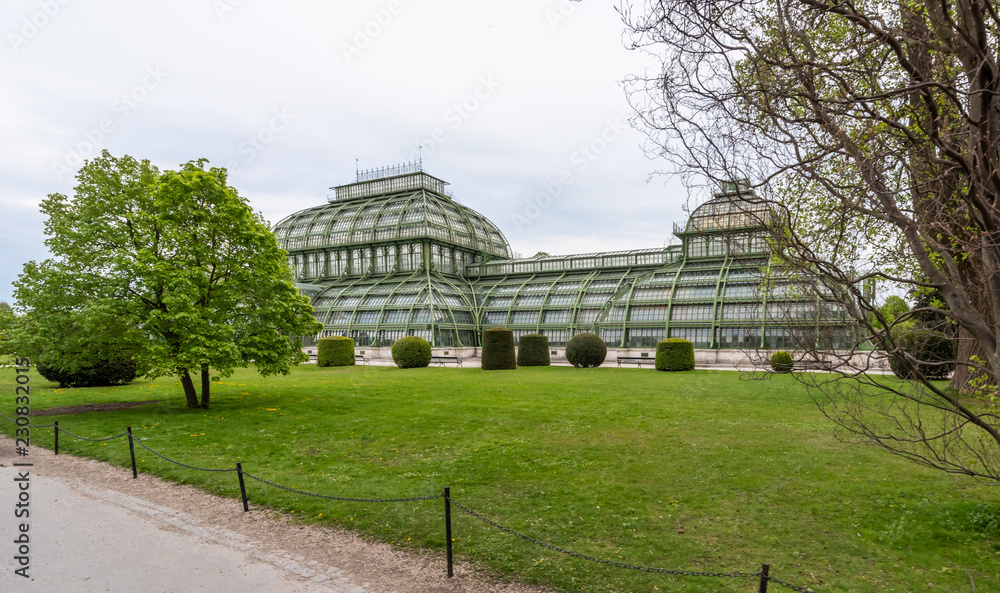 schonebrunn zoo terraria house Stock Photo | Adobe Stock